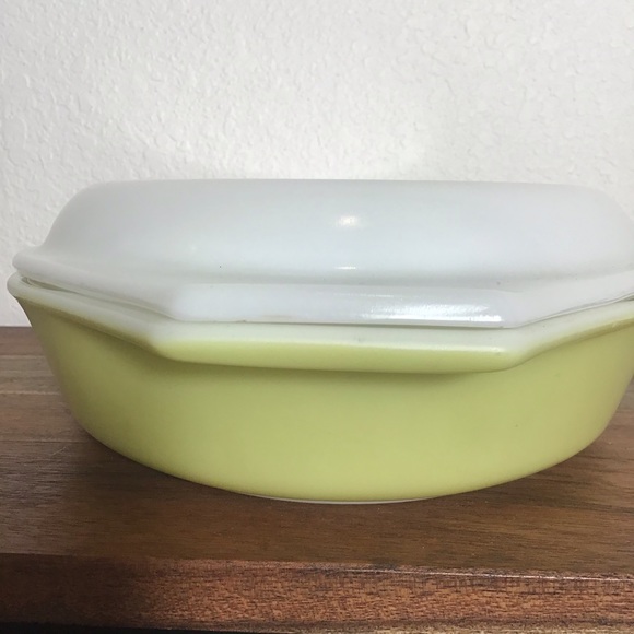 Pyrex | Kitchen | Vintage Pyrex Olive Verde Divided Baking Dish | Poshmark